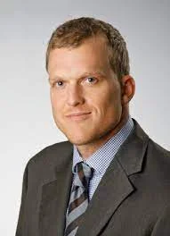 Dr. med. Stefan Ruf - Plastischer Chirurg | Sanoplast