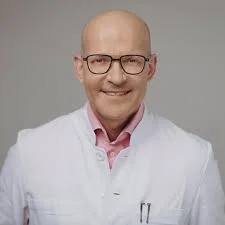 Prof. Dr. med. Adrian Dragu - Plastischer Chirurg | Sanoplast