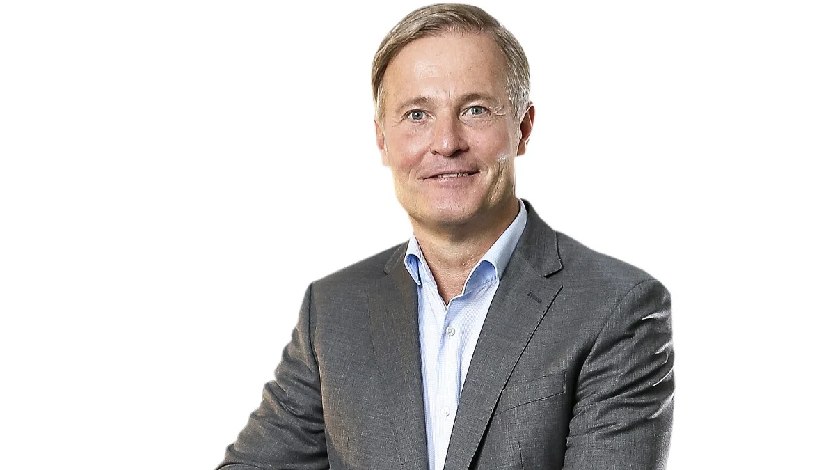 Dr. med. Jörg Elsner - Plastischer Chirurg | Sanoplast